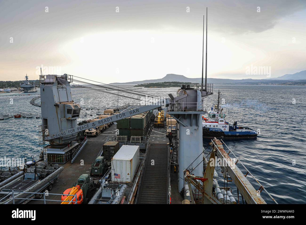 240229-N-ED646-1001 SOUDA BAY, GRIECHENLAND (29. Februar 2024) das ...