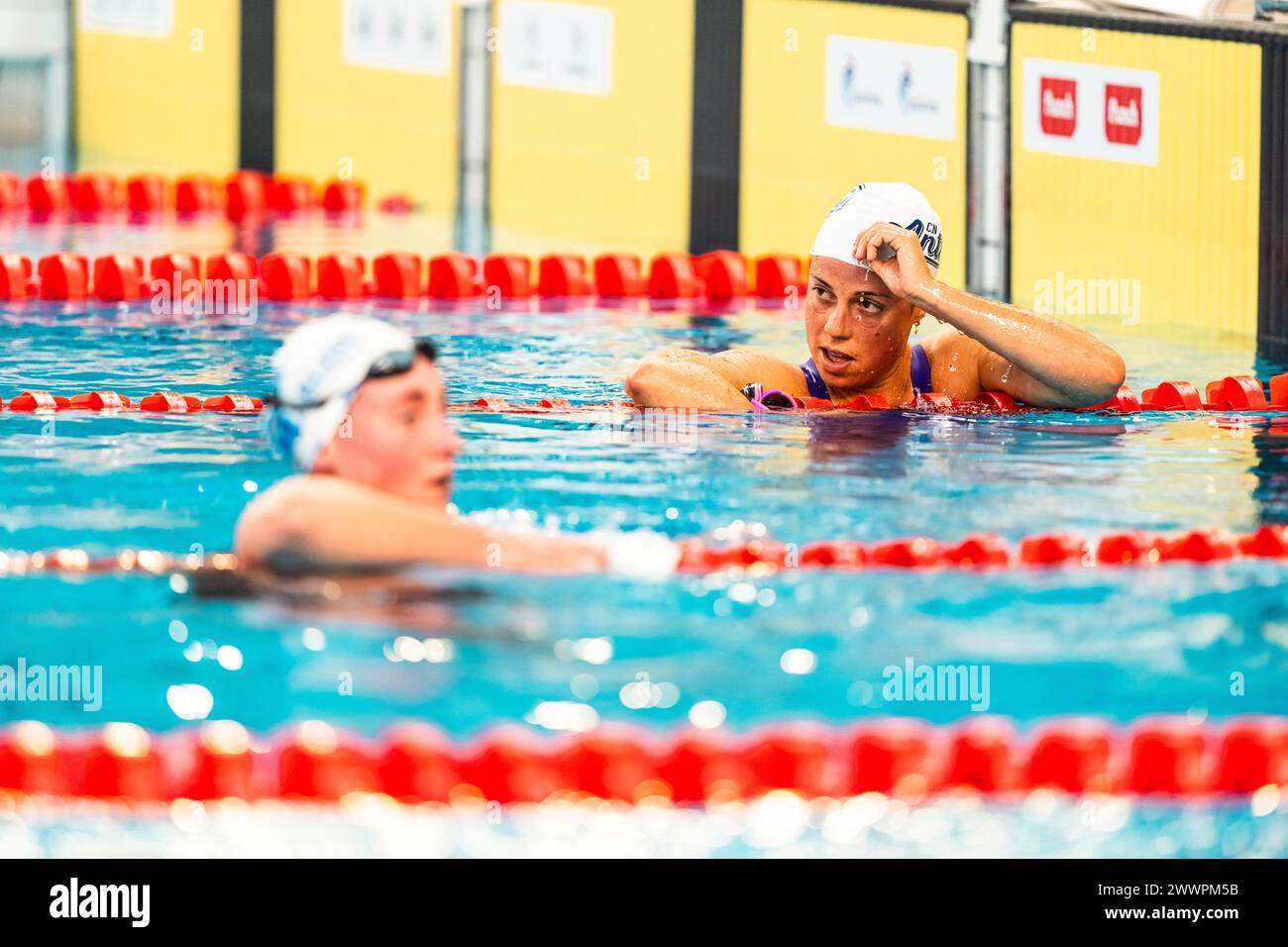 Frauen 800m freistil -Fotos und -Bildmaterial in hoher Auflösung – Alamy
