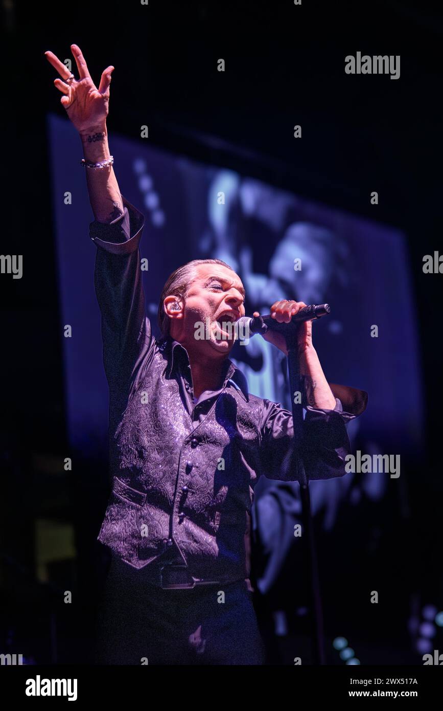 Italien 23. März 2024 Depeche Mode live in der Inalpi Arena in Turin ...