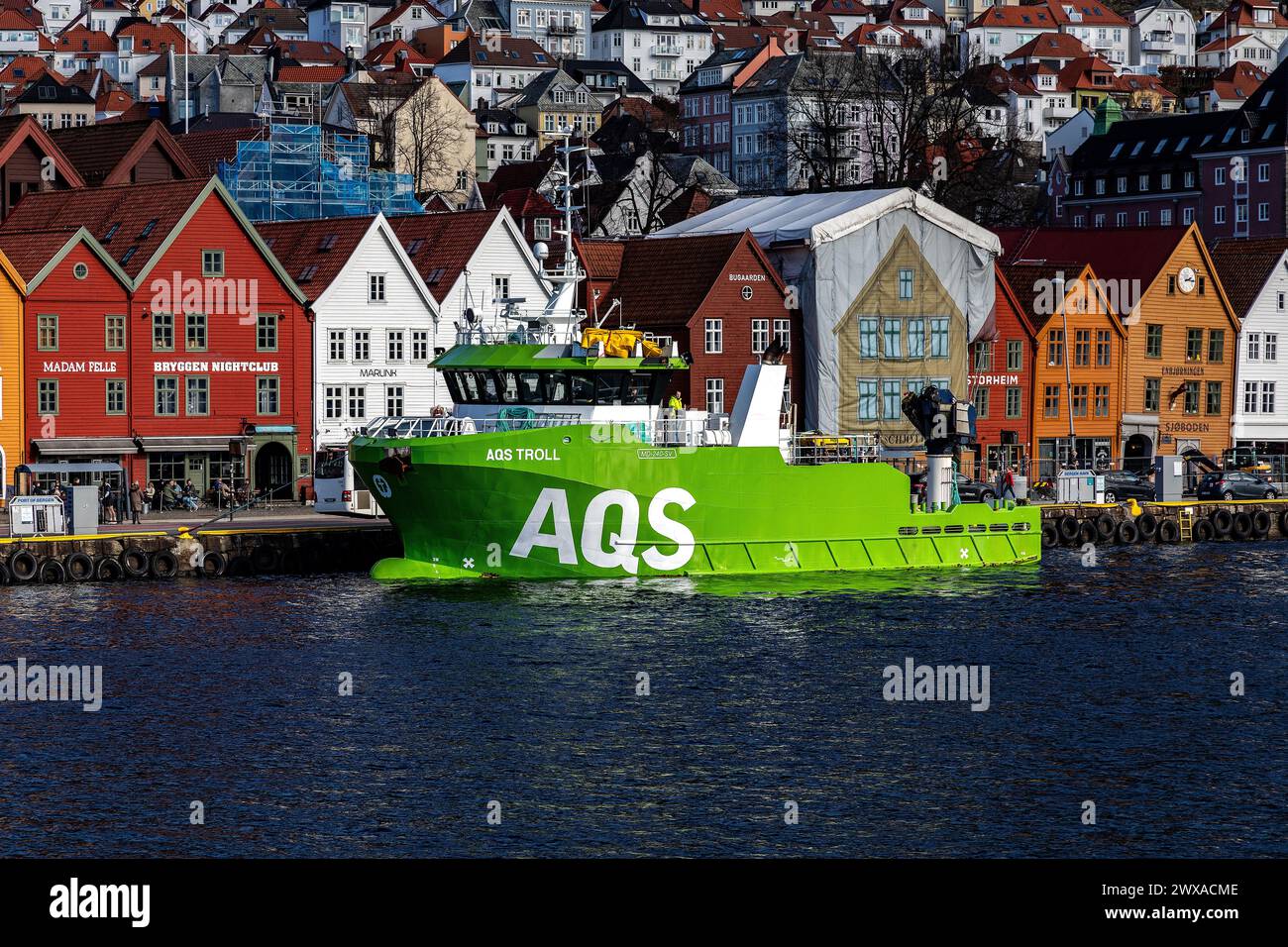 Troll (AQS Troll) ein Service- und Arbeitsboot, das am historischen ...