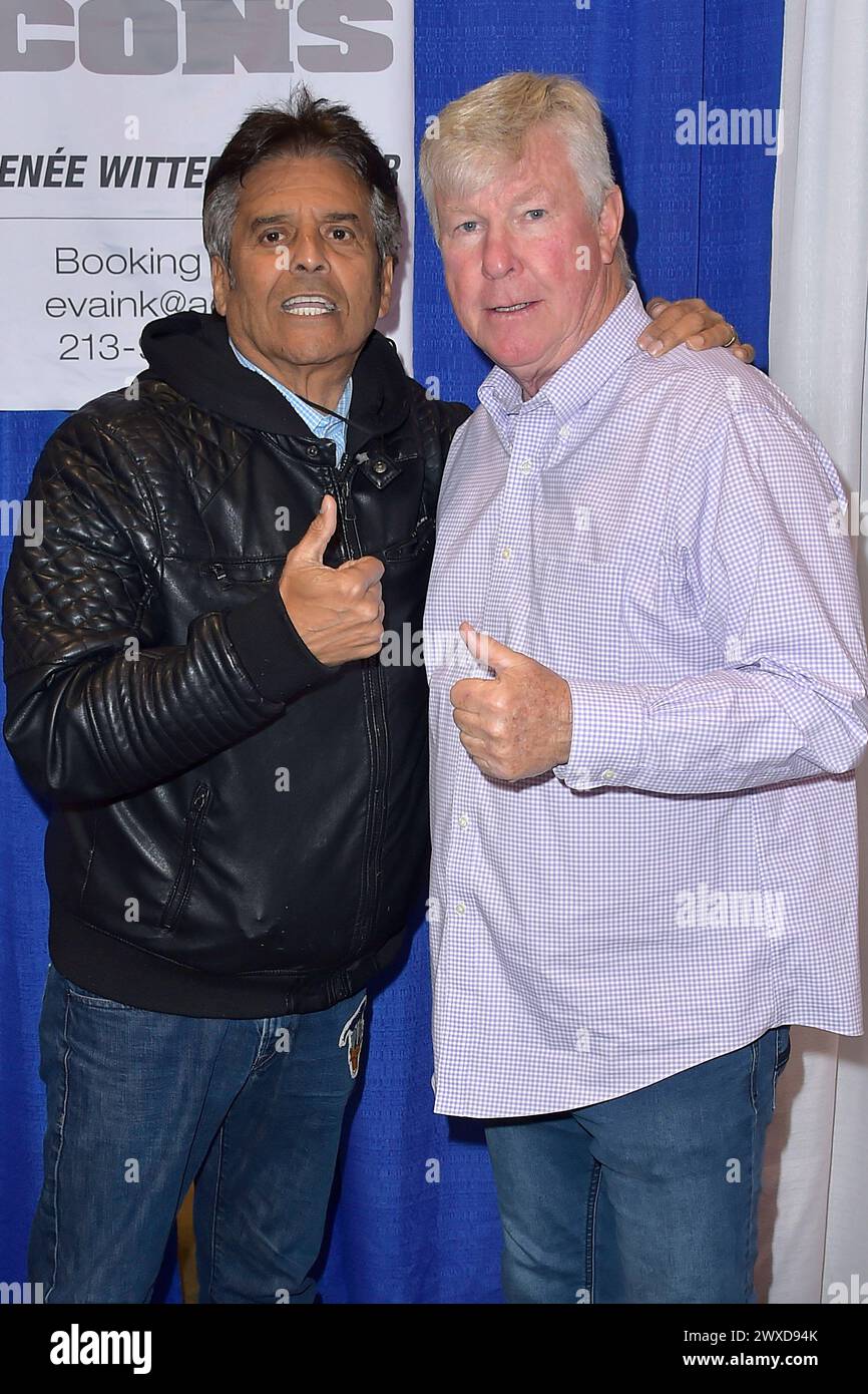 Erik Estrada und Larry Wilcox auf der WonderCon 2024 im Anaheim Convention Center. Anaheim, 29. ...