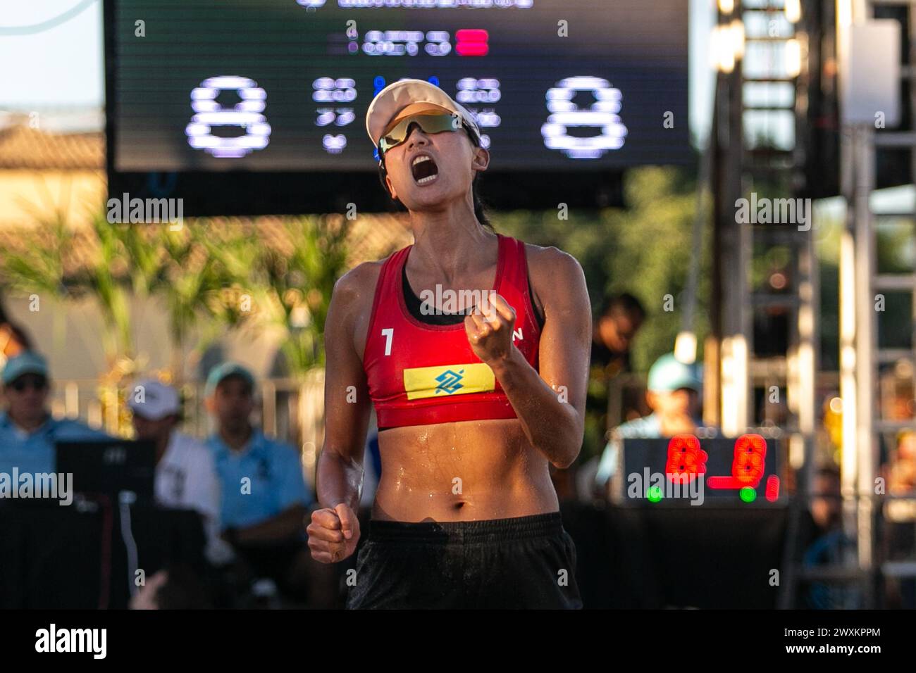 Saquarema, Brasilien. 31. März 2024. Xue Chen feiert im Finale der ...