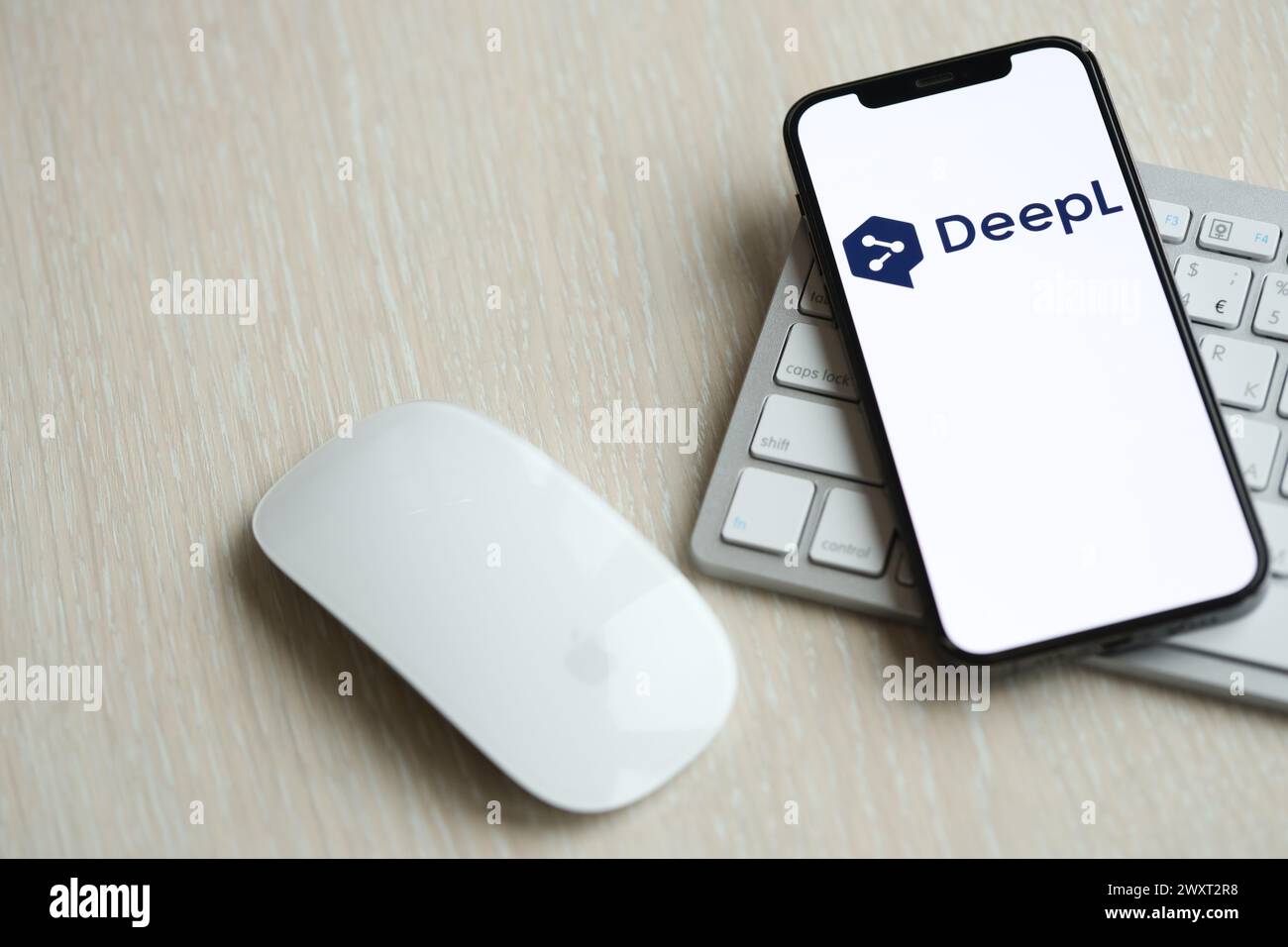 Deepl logo -Fotos und -Bildmaterial in hoher Auflösung – Alamy