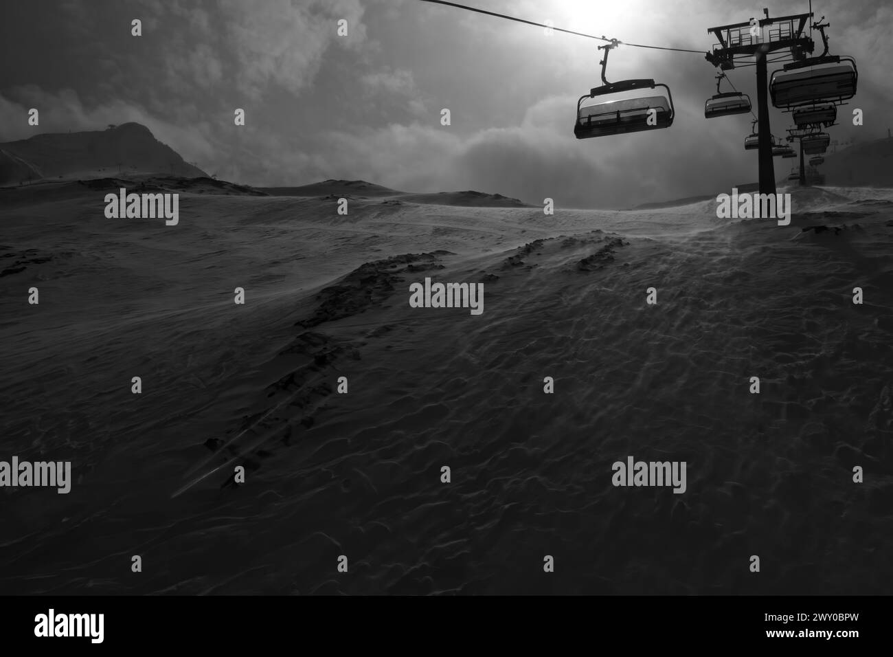 Bergpanorama schwarz weiß -Fotos und -Bildmaterial in hoher Auflösung ...