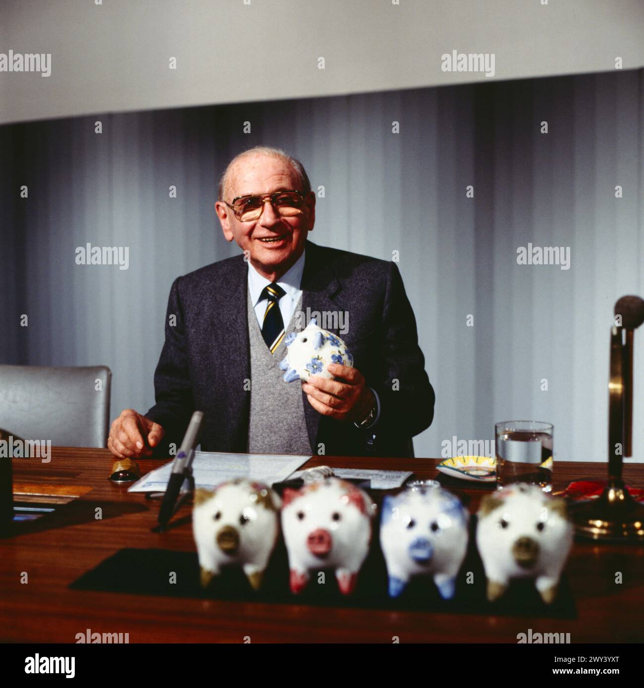 Mit robert lembke -Fotos und -Bildmaterial in hoher Auflösung – Alamy