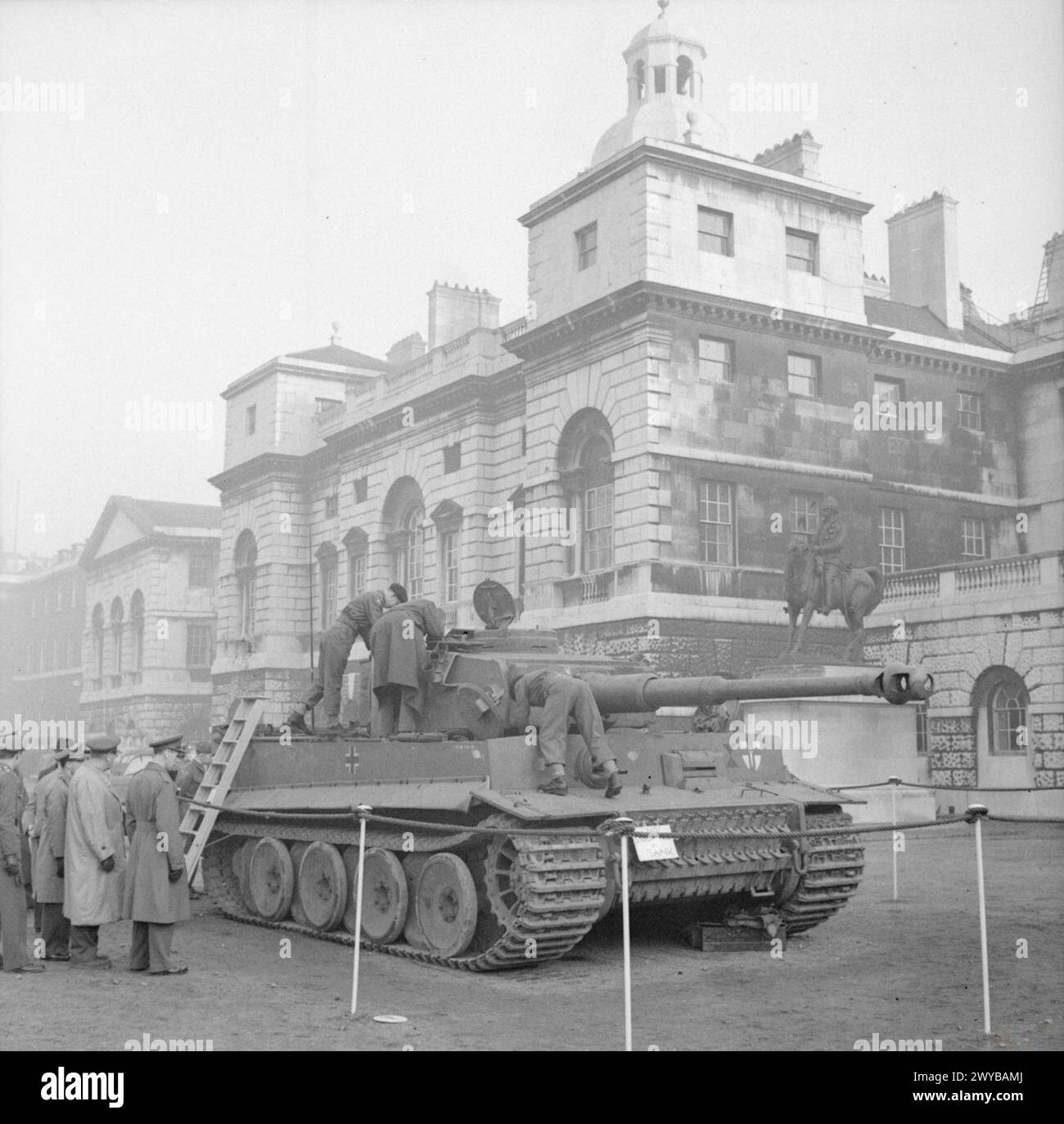 German tanks parade -Fotos und -Bildmaterial in hoher Auflösung – Alamy