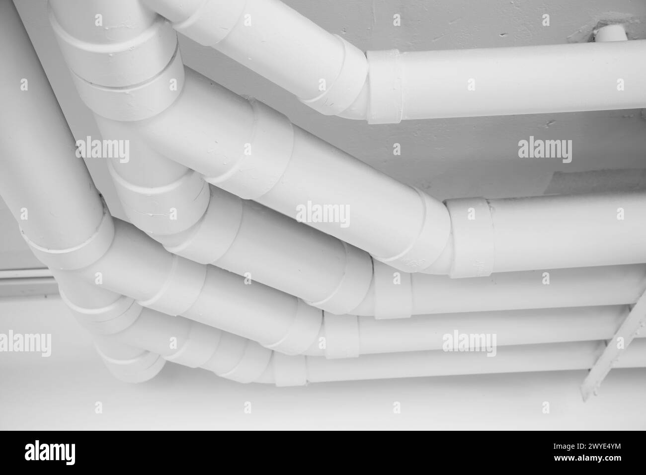 Linea del tubo dell'acqua -Fotos und -Bildmaterial in hoher Auflösung ...