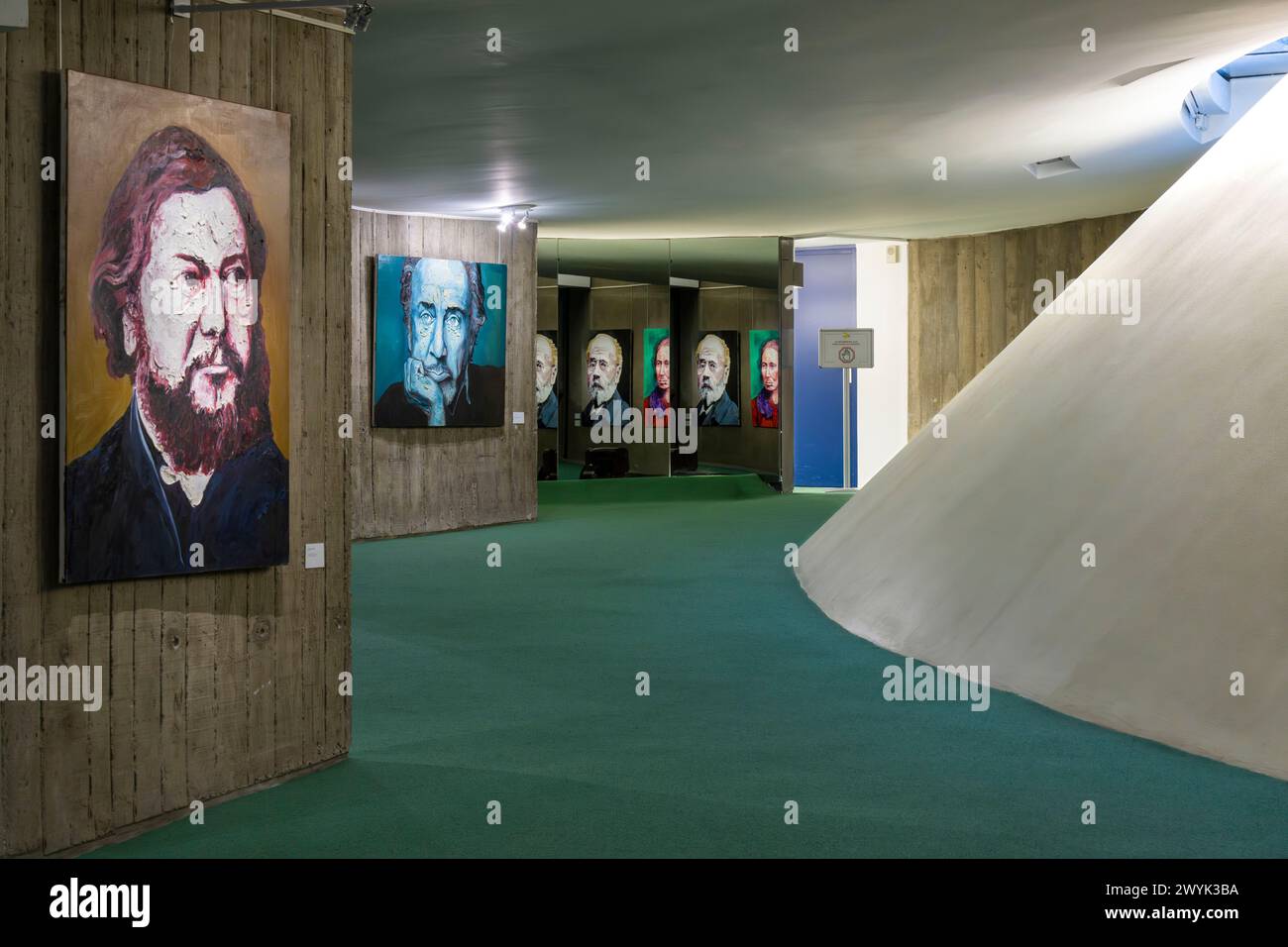 Place du colonel fabien -Fotos und -Bildmaterial in hoher Auflösung – Alamy