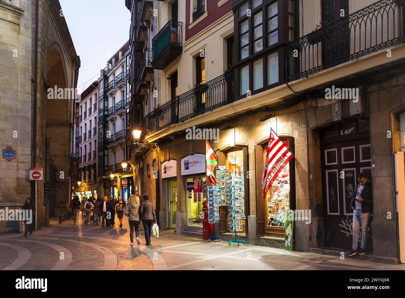 Plazuela de santiago - Done Jakue - Santigo Platz. Las Siete Calles oder Casco Viejo auf ...