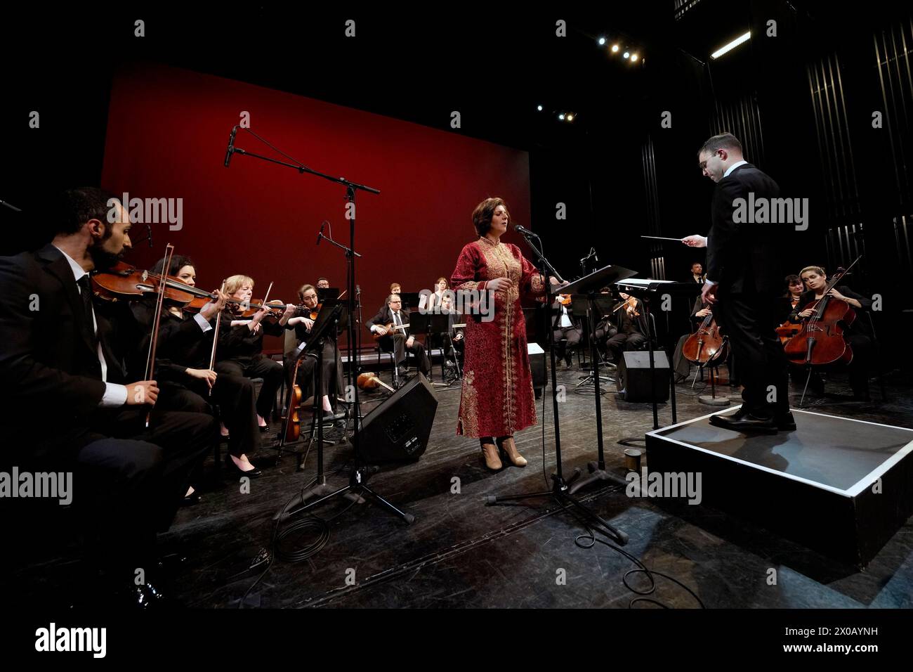 Persian classical vocalist Sepideh Raissadat performs with the Canadian ...