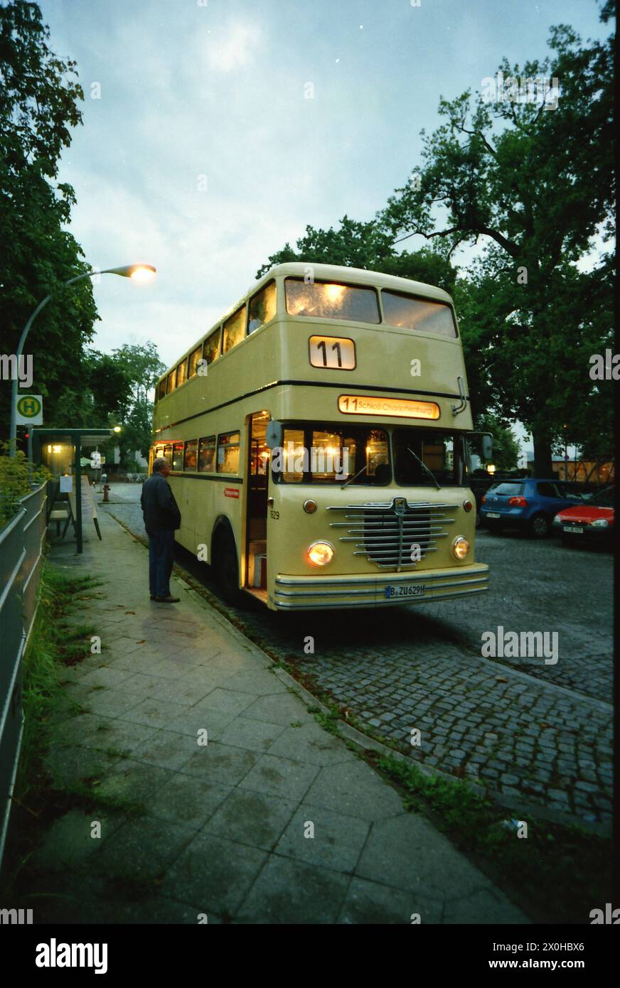 Bvg bus -Fotos und -Bildmaterial in hoher Auflösung – Alamy