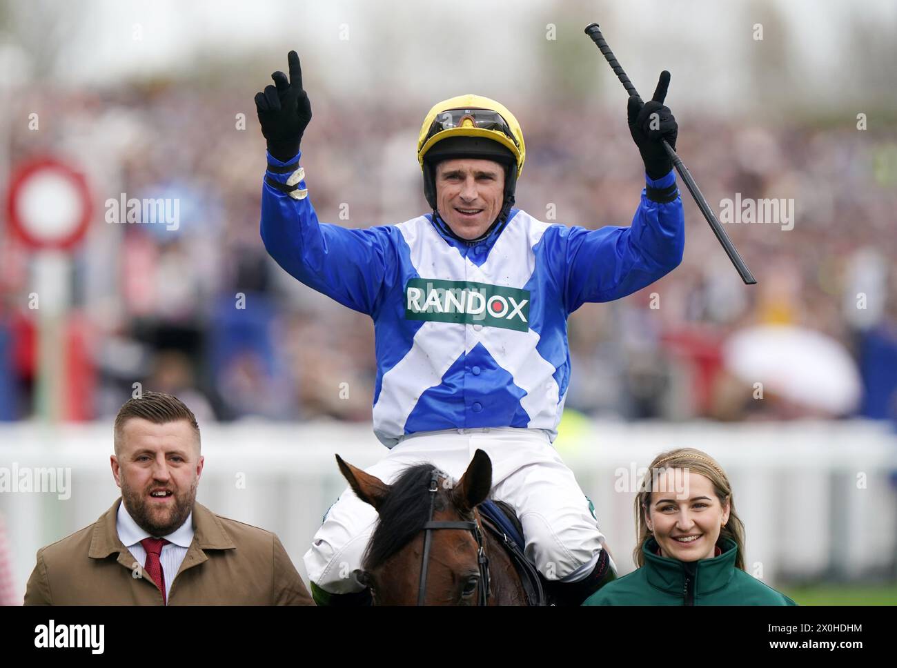 Harry Skelton gewann die William Hill Handicap Hürde auf Kateira am ...