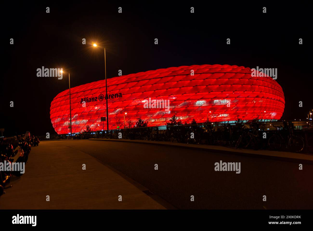 Allianz arena münchen stadion -Fotos und -Bildmaterial in hoher ...