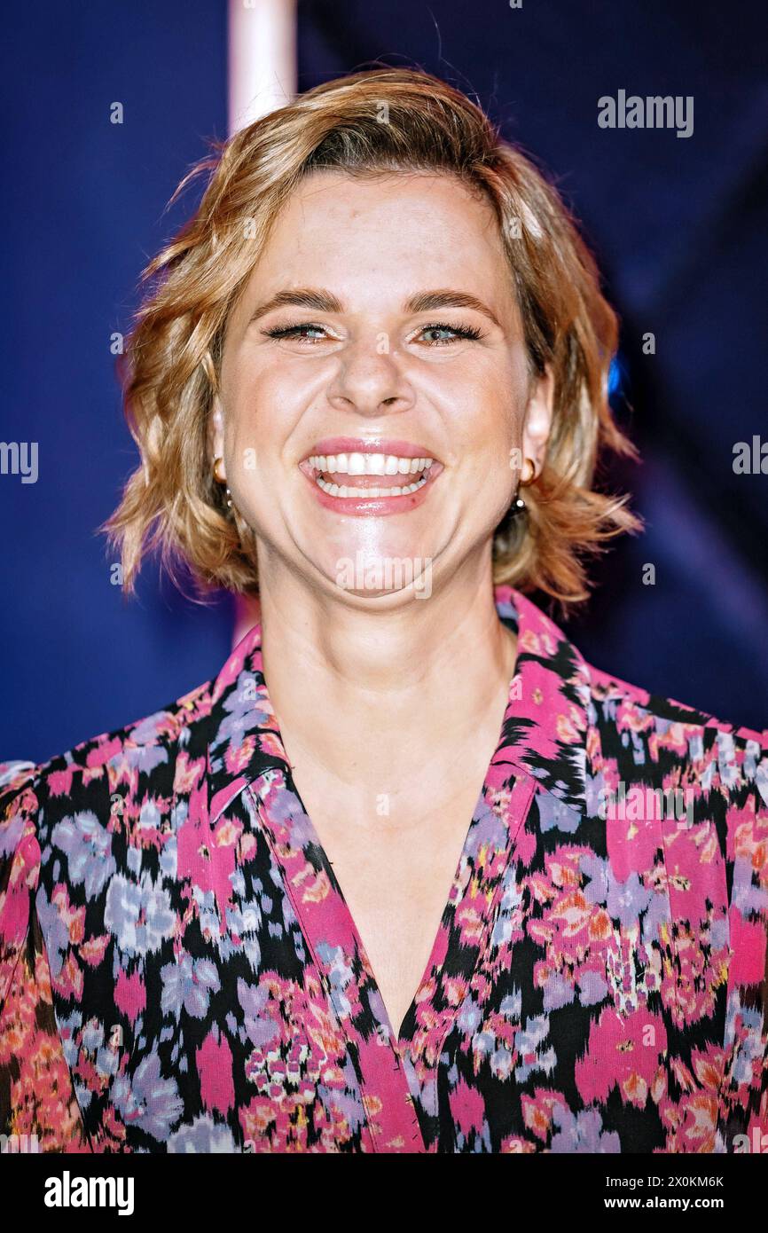 MDR - Flussboot. Moderatorin Julia Menger anläßlich der Aufzeichnung ...