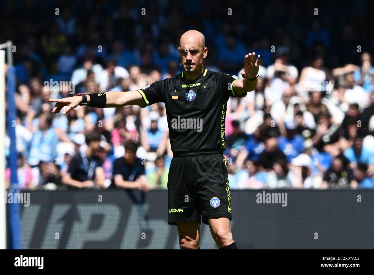 Neapel, Italien. April 2024. Schiedsrichter Michael Fabbri beim Spiel ...