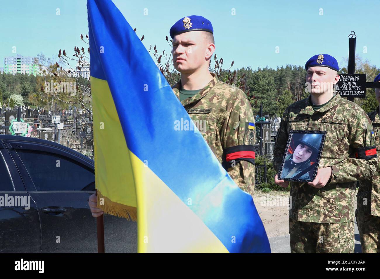 Nicht exklusiv: IRPIN, UKRAINE - 12. APRIL 2024 - Soldaten halten die ...