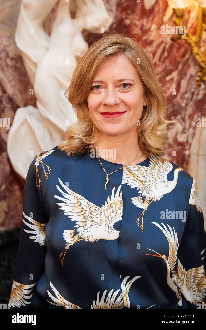 Caroline peters -Fotos und -Bildmaterial in hoher Auflösung – Alamy