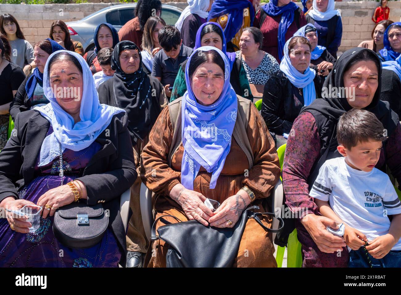 Sanliurfa, Türkei. April 2024. Alte jesidische Frauen. Das Carsema Sor ...