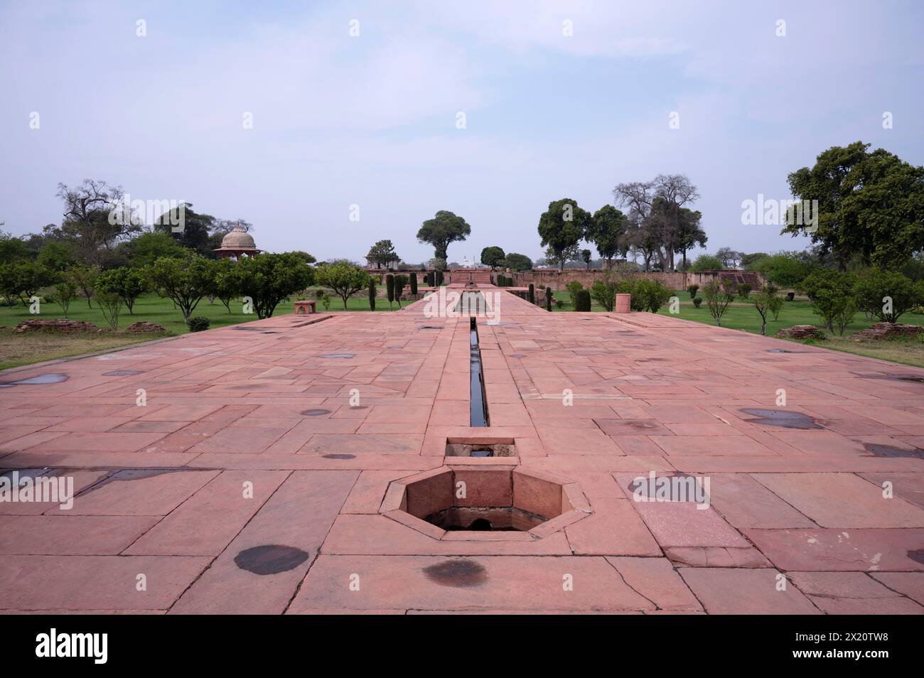 Bagh-i-Gul-Afshan (der blumenstreuende Garten) und Bagh-i-nur-Afshan ...