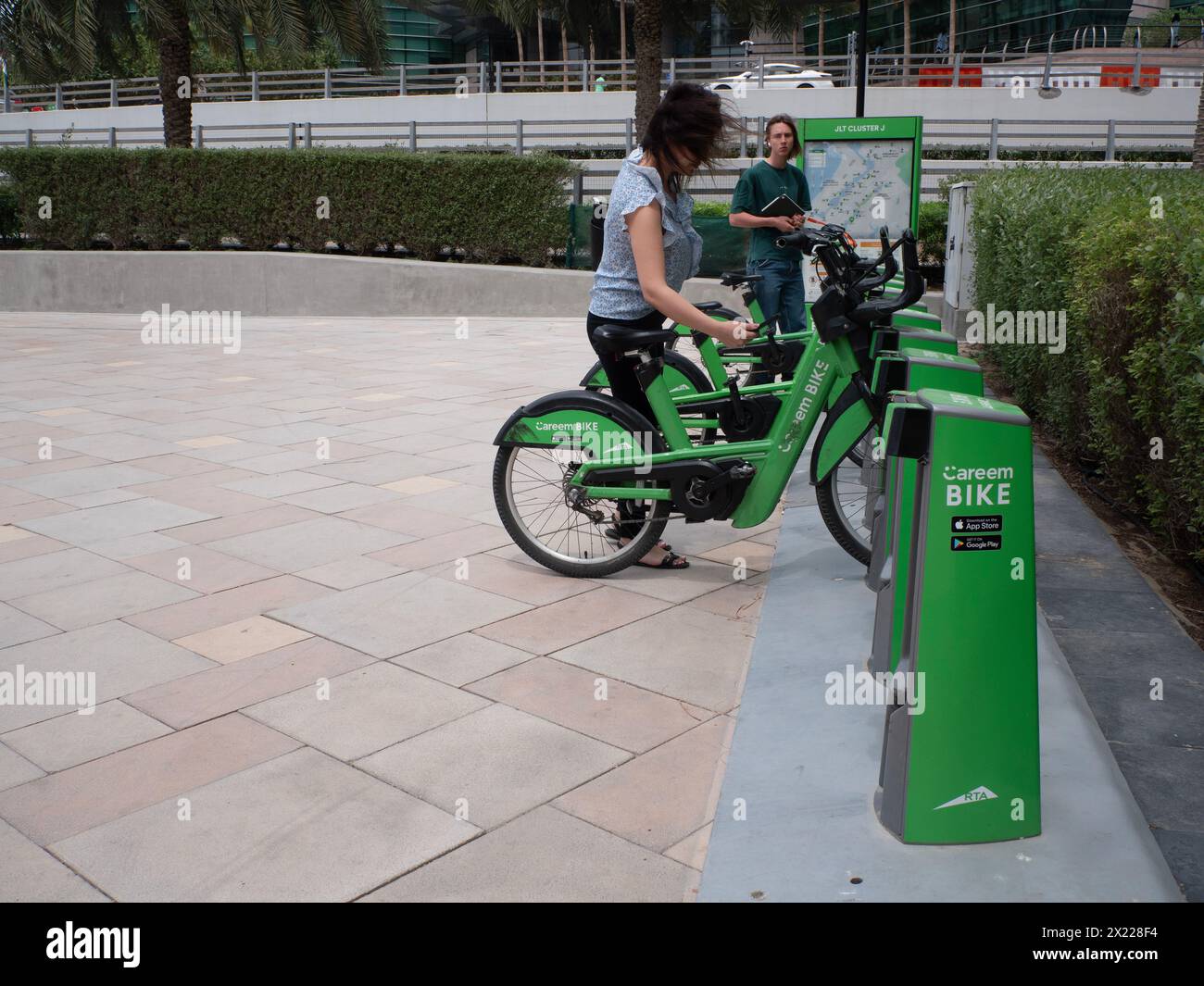 Careem fahrrad -Fotos und -Bildmaterial in hoher Auflösung – Alamy