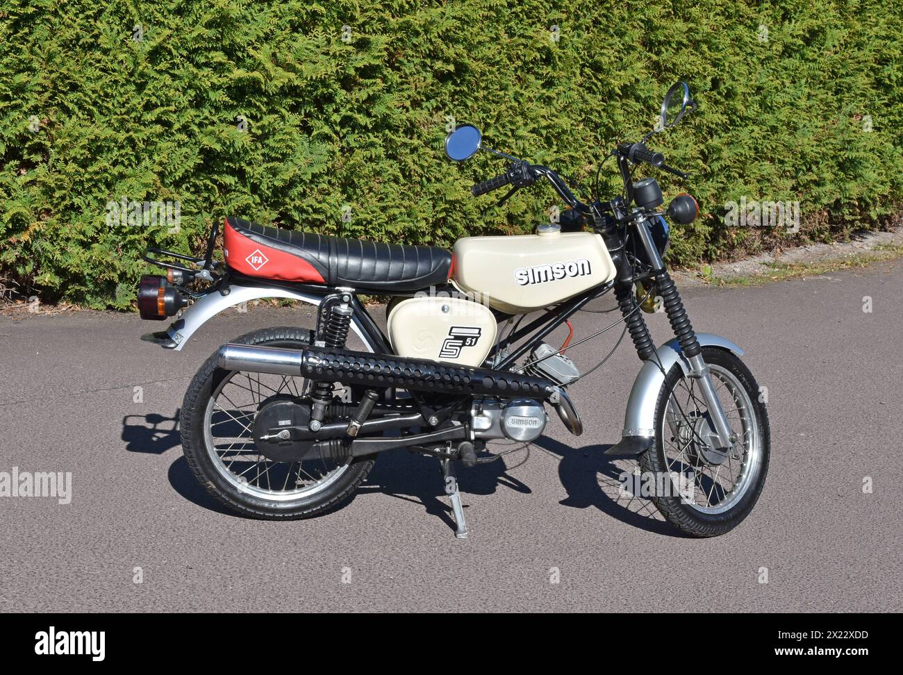 Simson moped -Fotos und -Bildmaterial in hoher Auflösung – Alamy
