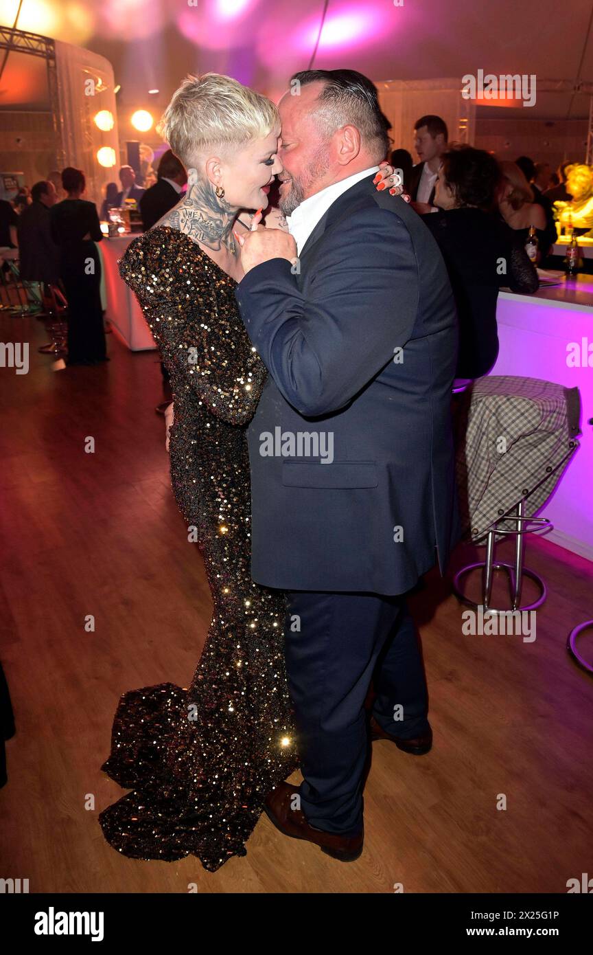 Melanie Müller mit Freund Andreas Kunz bei der Verleihung des 24. Radio ...