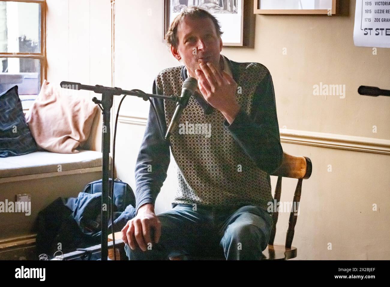 Edinburgh, Schottland. Samstag, 20. April 2024. Der schottische Sänger ...