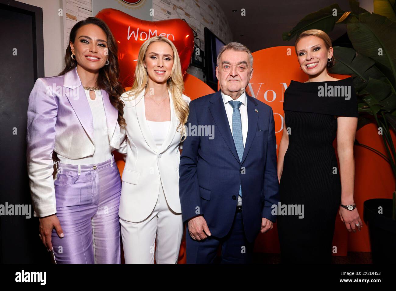 Fernsehmoderatorin Franca Lehfeldt, Schauspielerin Vivien Wulf, NRW ...