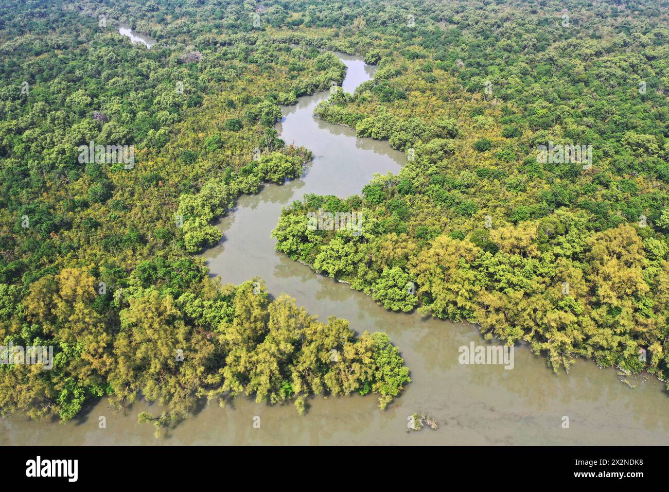 Khulna, Bangladesch - 13. April 2024: Aus der Vogelperspektive des ...