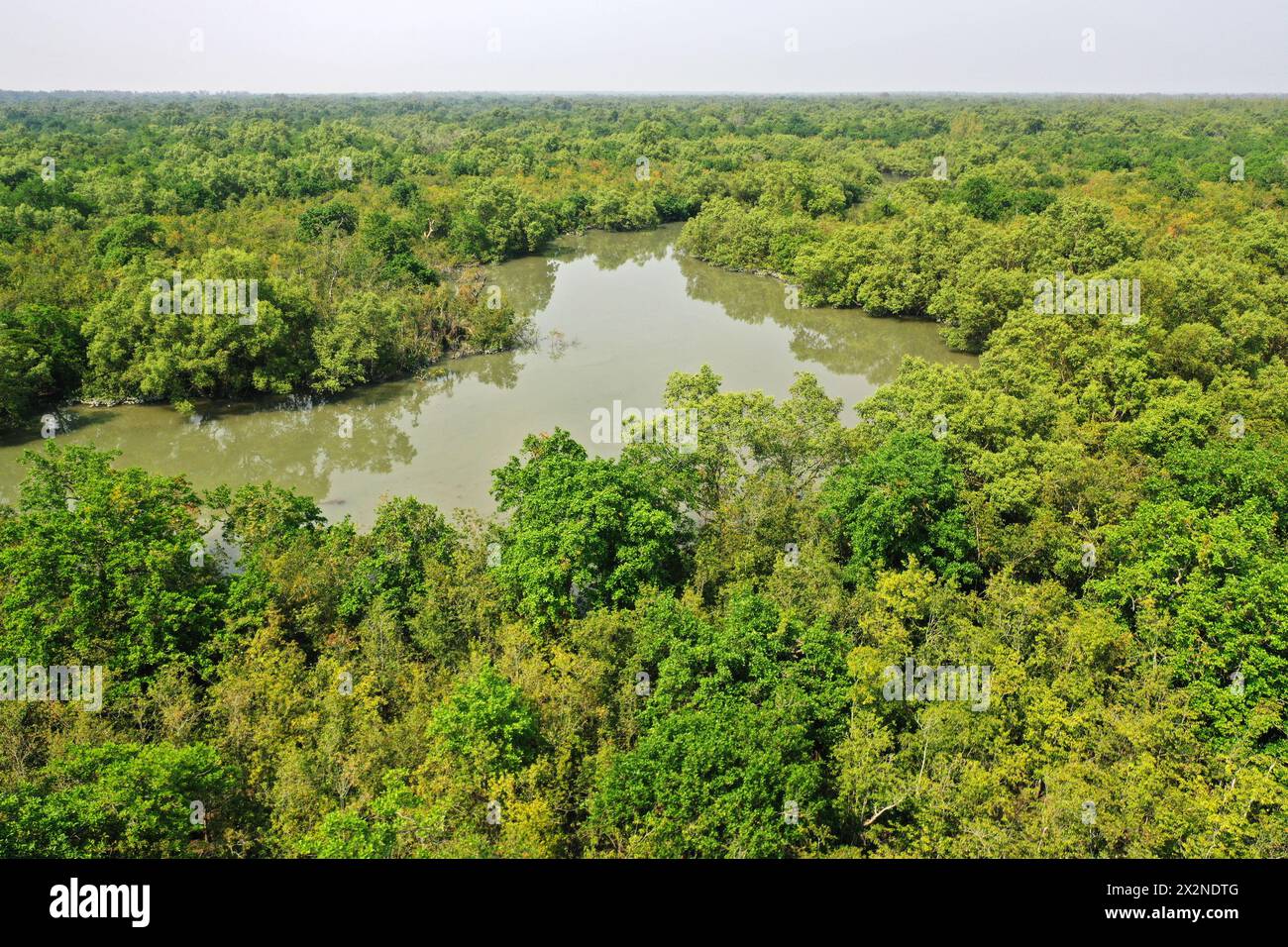 Khulna, Bangladesch - 13. April 2024: Aus der Vogelperspektive des ...