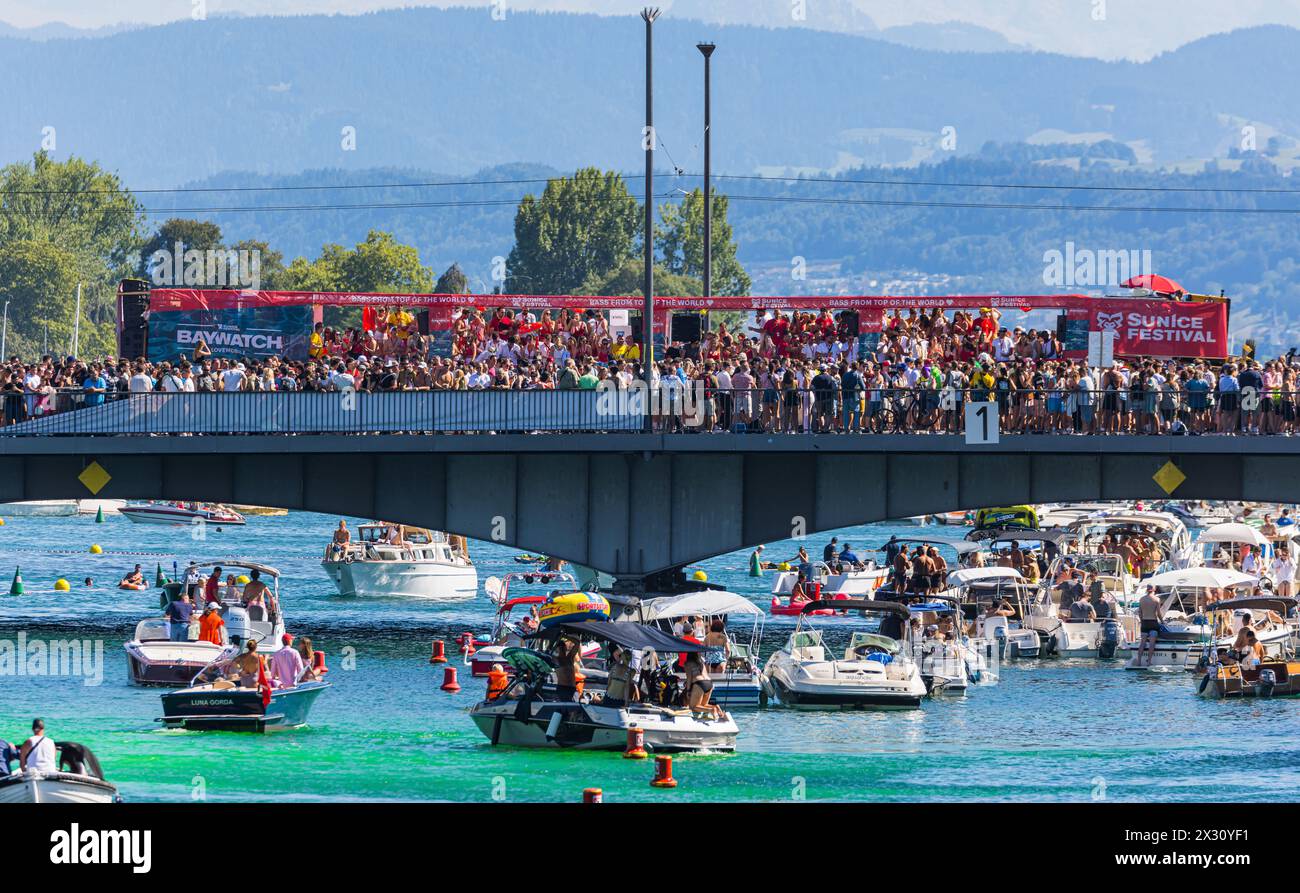 Erstmals seit drei Jahren findet die 29. Zürcher Straßenparade rund um ... Erstmals seit drei Jahren findet die 29. Zürcher Straßenparade rund um ...