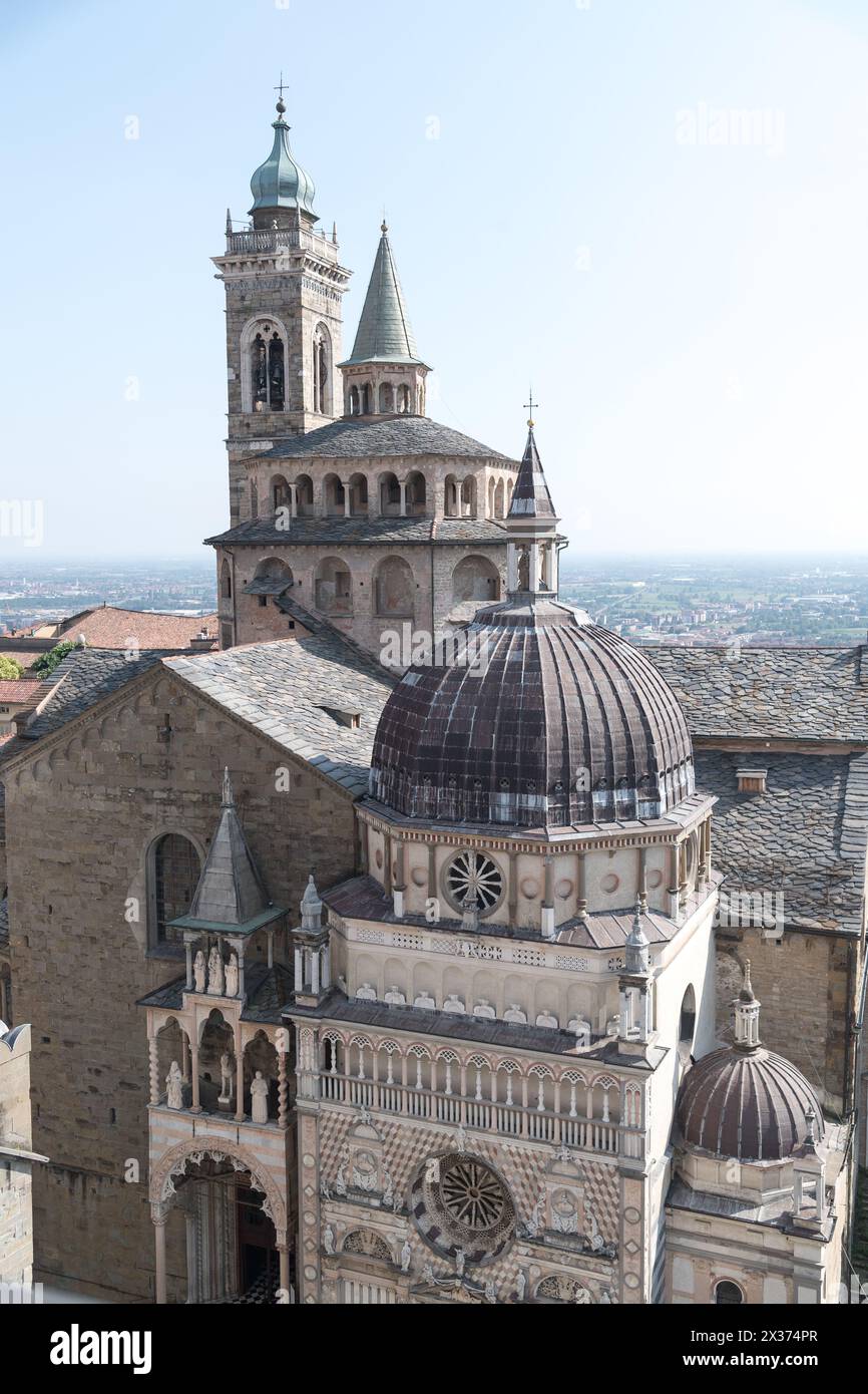 Lombardische basilika -Fotos und -Bildmaterial in hoher Auflösung – Alamy