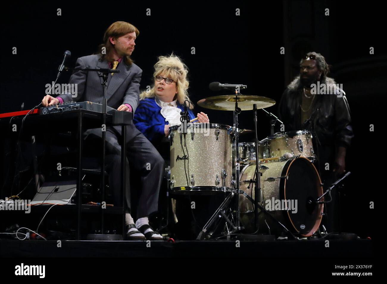 Anton Berman Live-Musik, Franziska Kleinert als Susann Brandt u.a. und ...