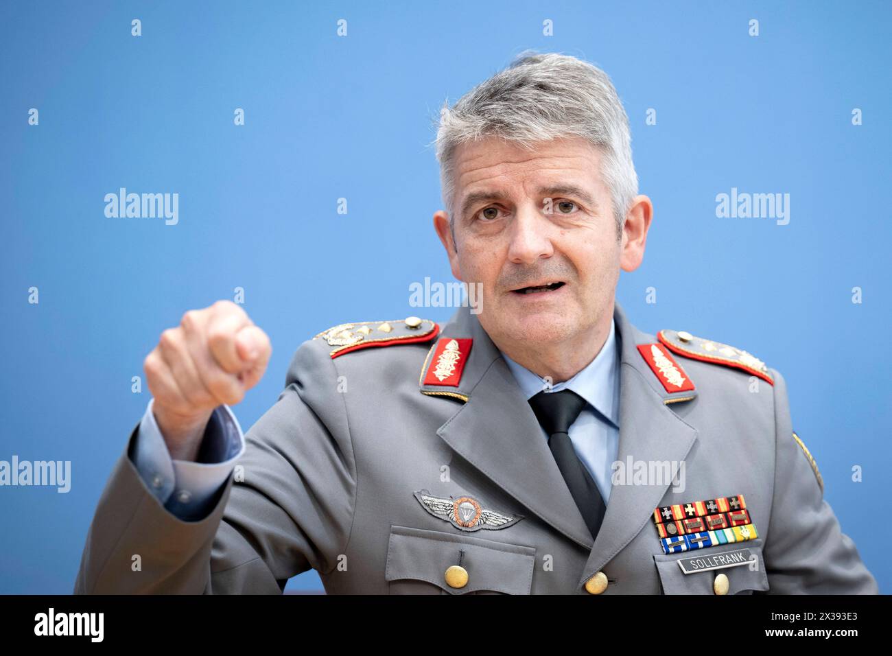 Alexander Sollfrank - Quadriga Exercises DEU, Deutschland, Deutschland ...