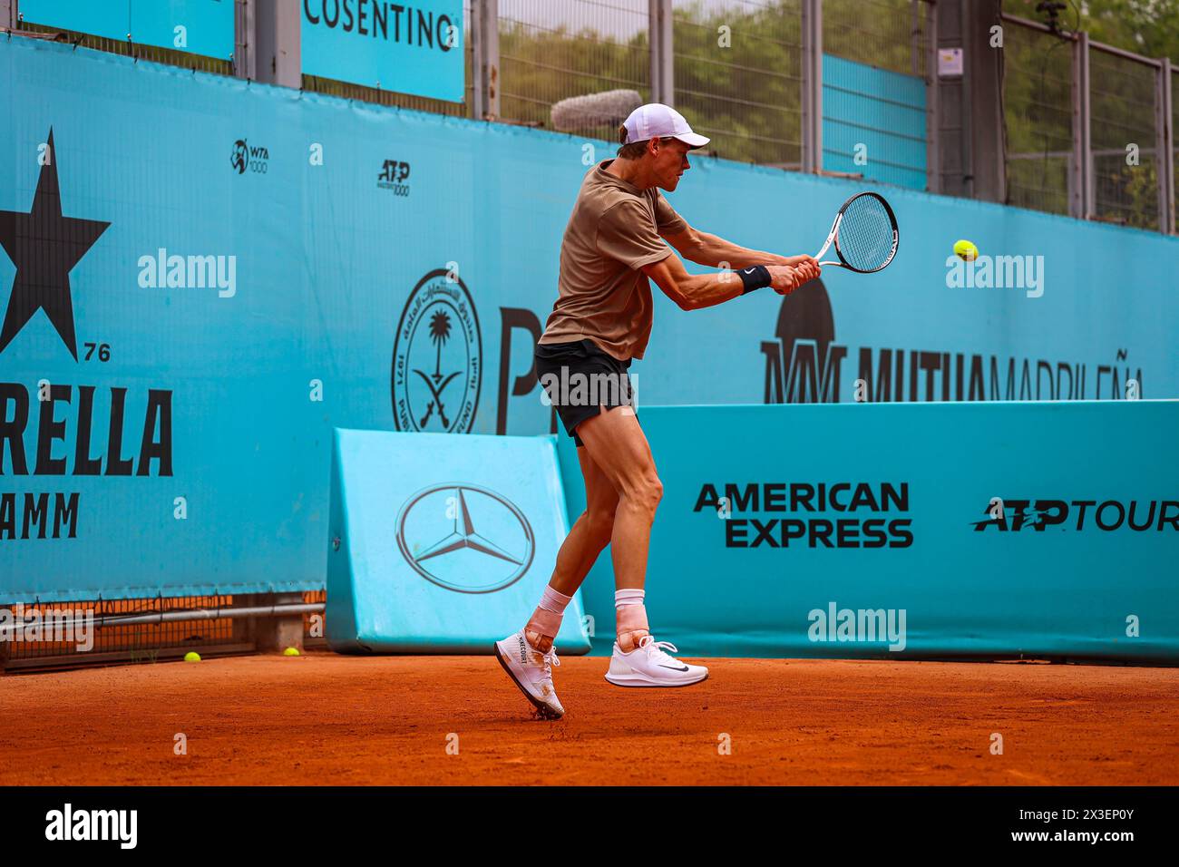 Mutua madrid open 2024 turnier -Fotos und -Bildmaterial in hoher Auflösung – Alamy