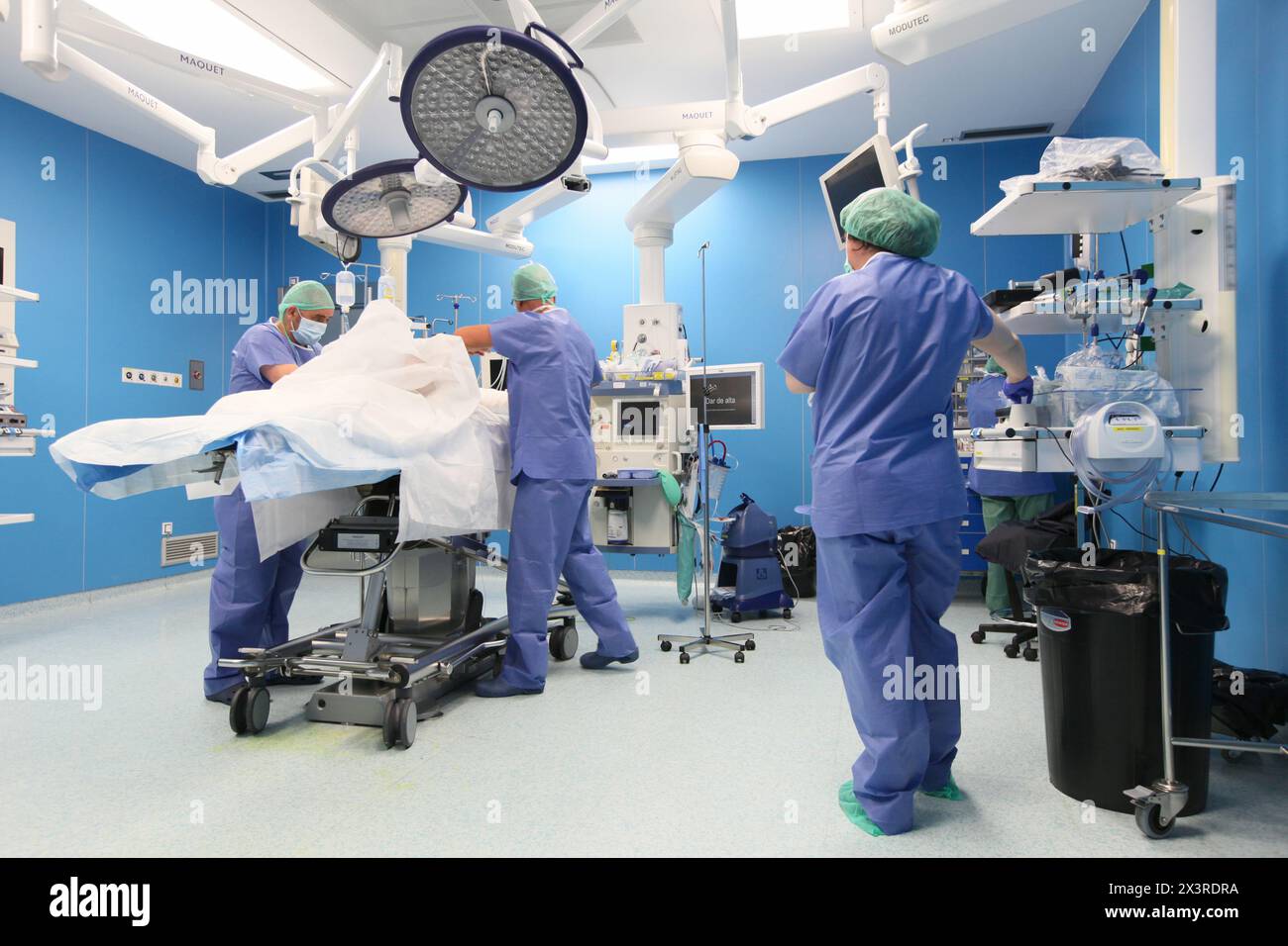 Abdominal hernia -Fotos und -Bildmaterial in hoher Auflösung – Alamy