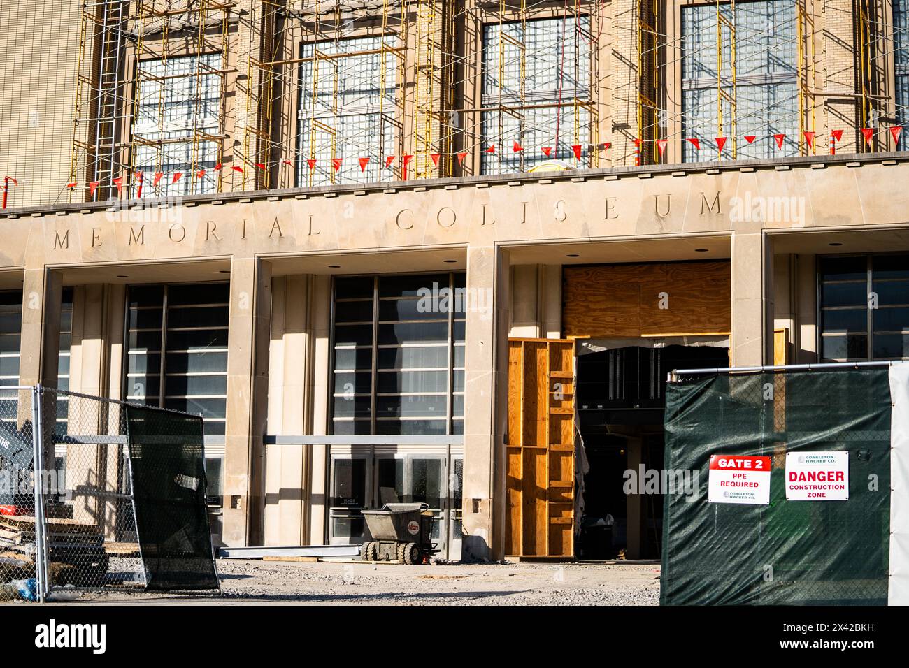 Memorial coliseum befindet sich im bau -Fotos und -Bildmaterial in ...