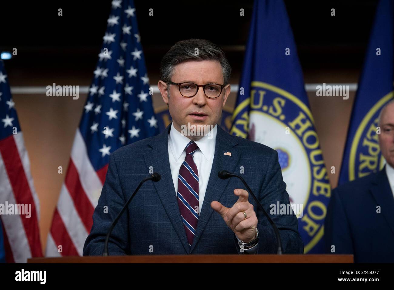 Der Sprecher des US-Repräsentantenhauses Mike Johnson (Republikaner von ...