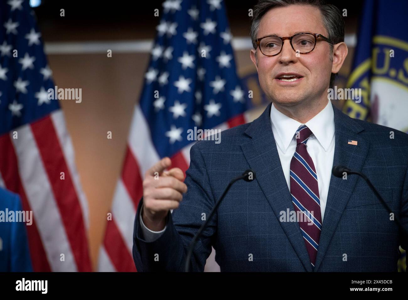 Der Sprecher des US-Repräsentantenhauses Mike Johnson (Republikaner von ...