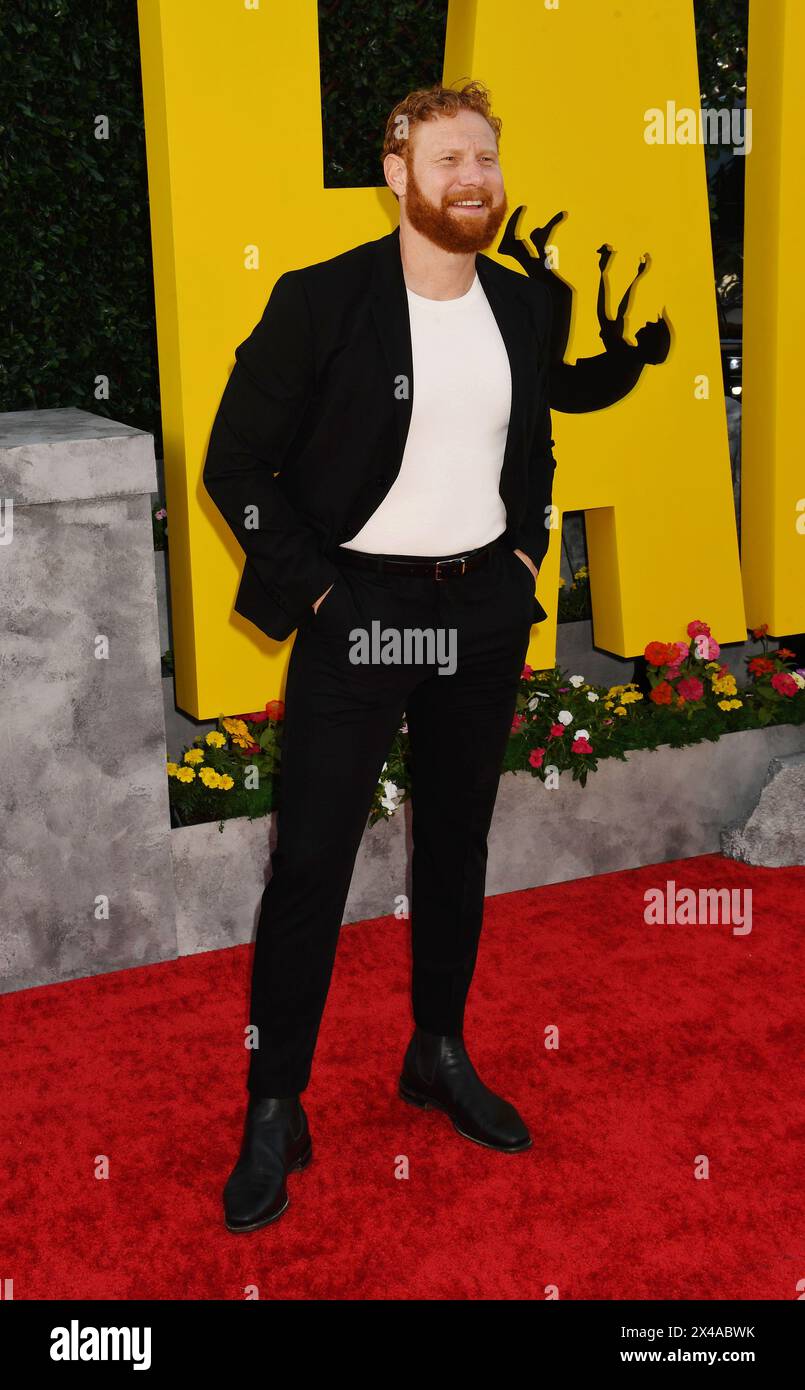 HOLLYWOOD, KALIFORNIEN - APRIL 30: Ben Knight besucht die Premiere von ...