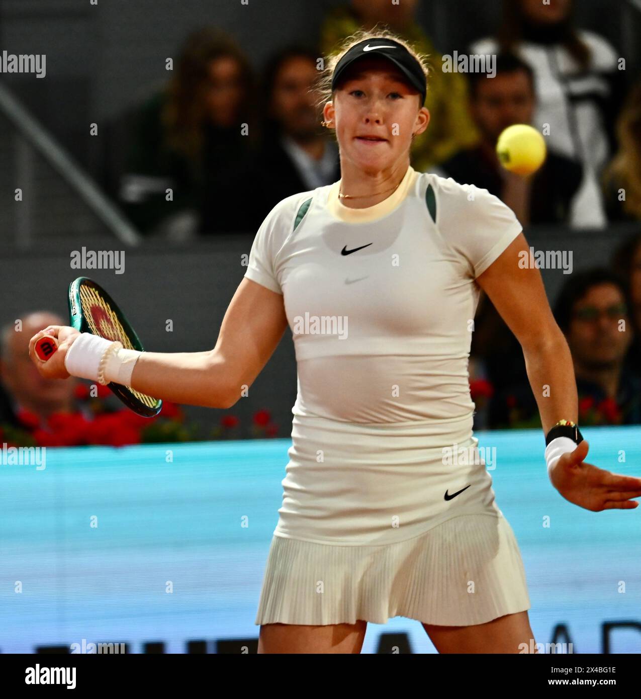 Madrid, Spanien. April 2024. Aryna Sabalenka aus Weißrussland im Kampf gegen M. Andreeva aus ...