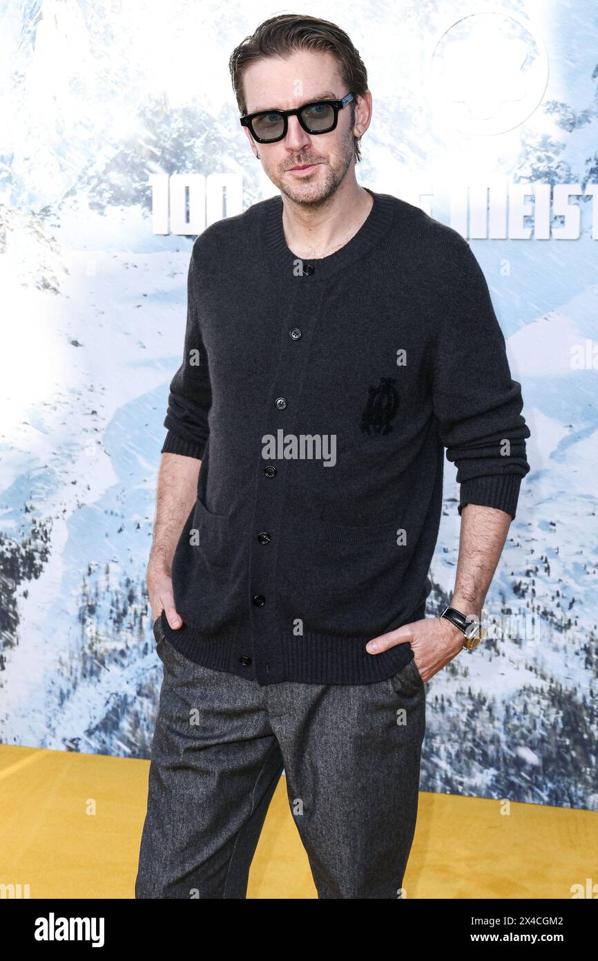 SILVER LAKE, LOS ANGELES, KALIFORNIEN, USA – 01. MAI: Dan Stevens kommt ...
