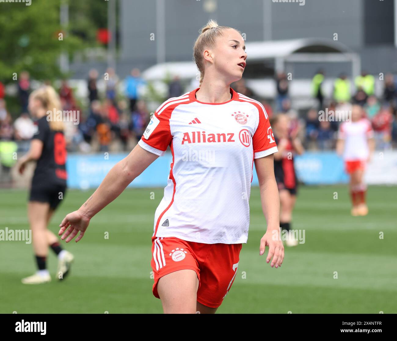 Bayer 04hebelkusen fc bayern münchen -Fotos und -Bildmaterial in hoher ...