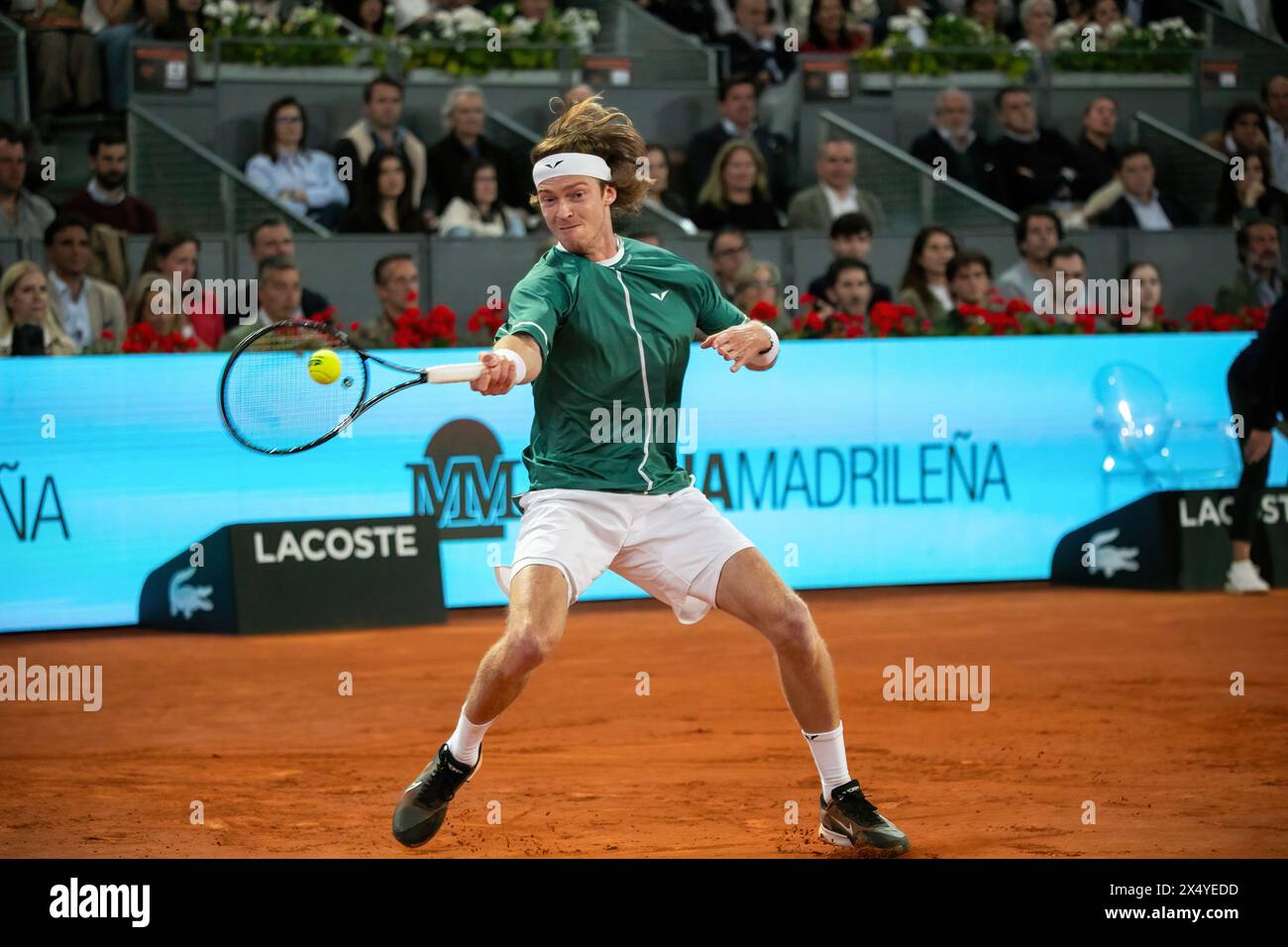Madrid, Spanien. Mai 2024. Andrey Rublev aus Russland spielt gegen Felix Auger-Aliassime aus ...