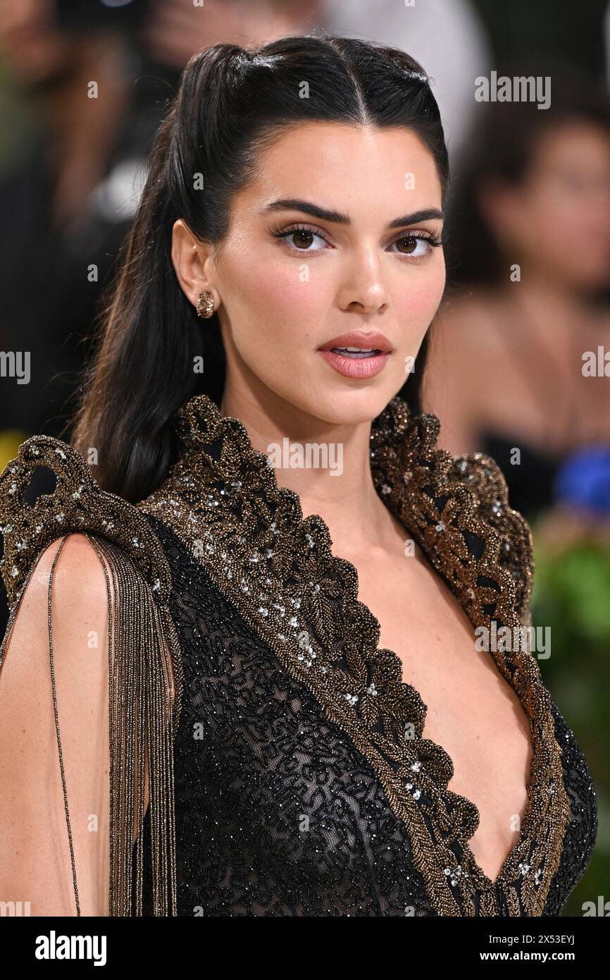 Photo by: DPRF/STAR MAX/IPx 2024 Kendall Jenner at the 2024 Costume ...