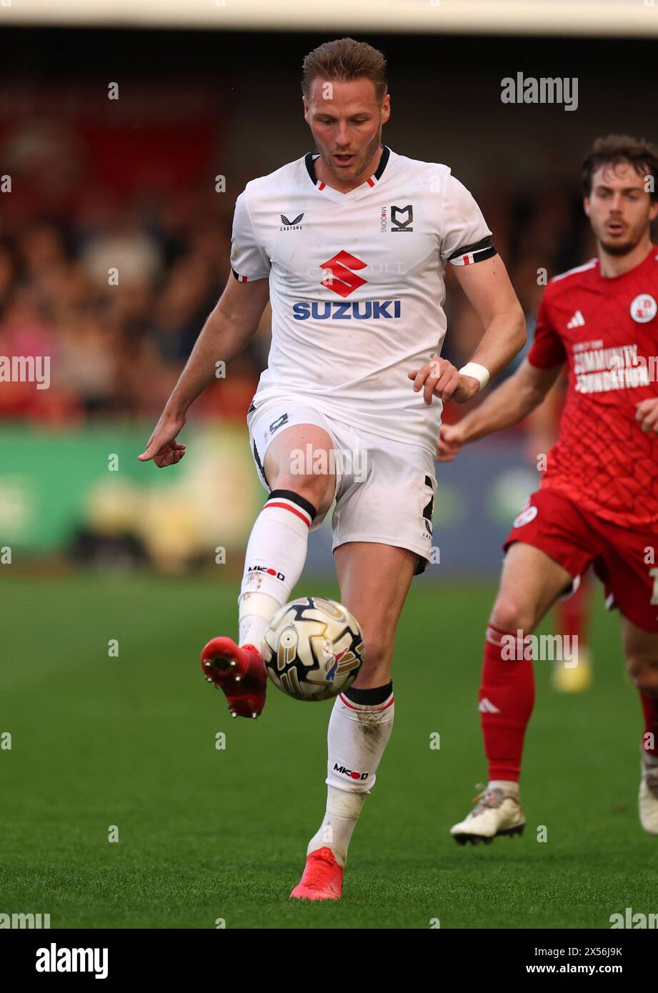 Milton Keynes Dons' Cameron Norman im Halbfinale der Sky Bet League Two ...