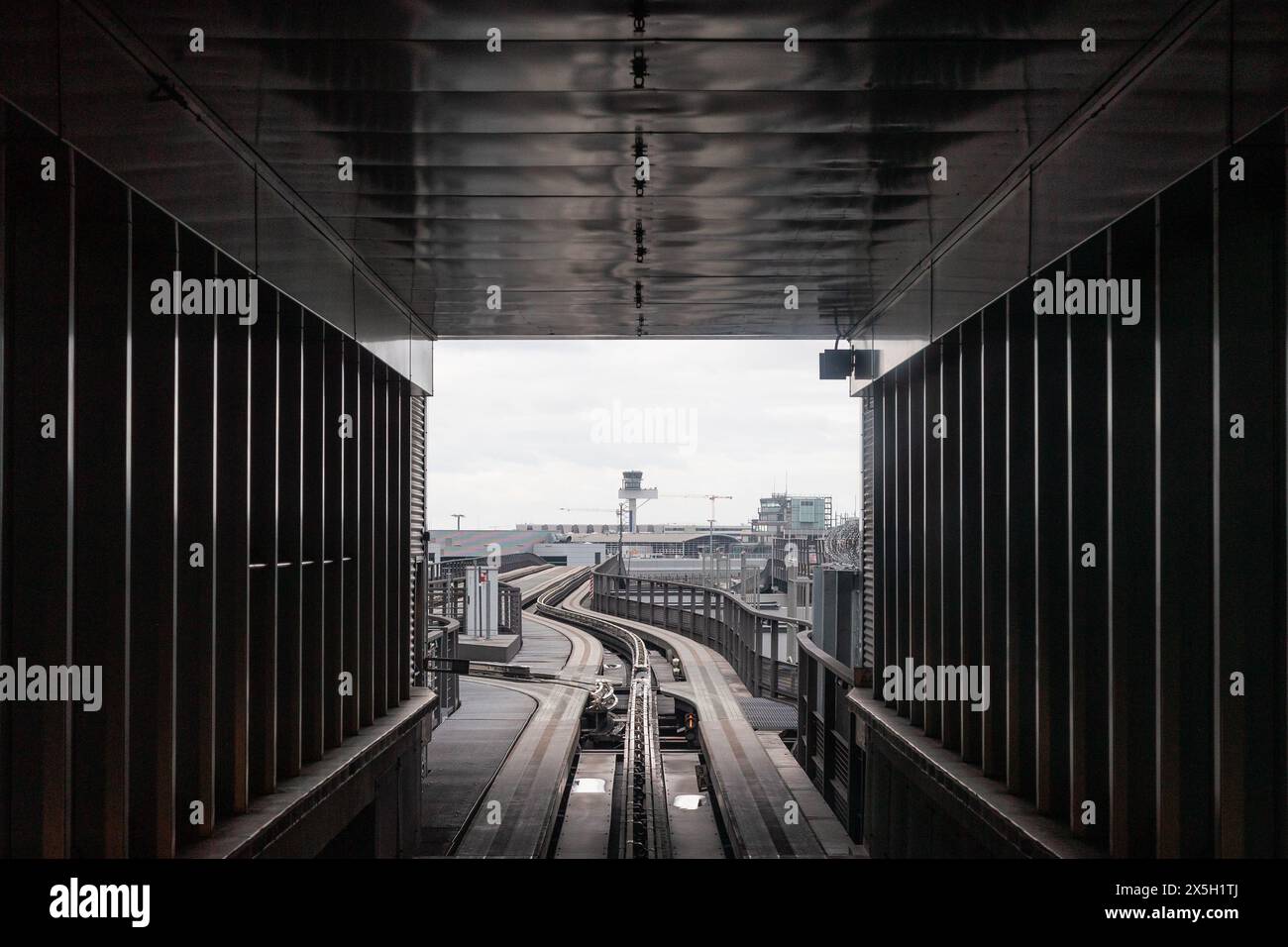 Flughafen frankfurt terminal 1 -Fotos und -Bildmaterial in hoher ...