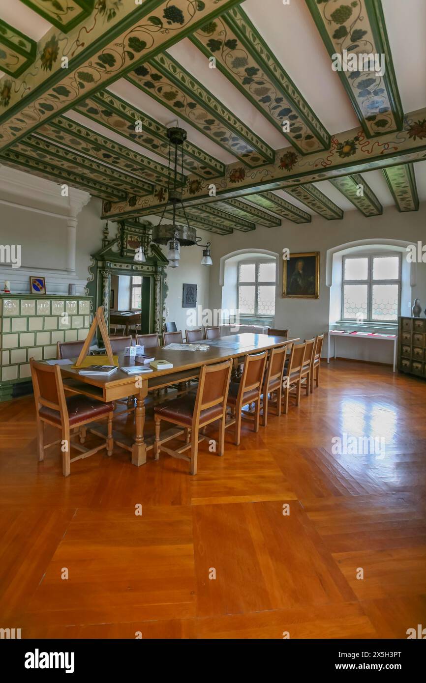Schloss Brenz, Renaissanceschloss aus dem 17. Jahrhundert, Innenbemalte ...