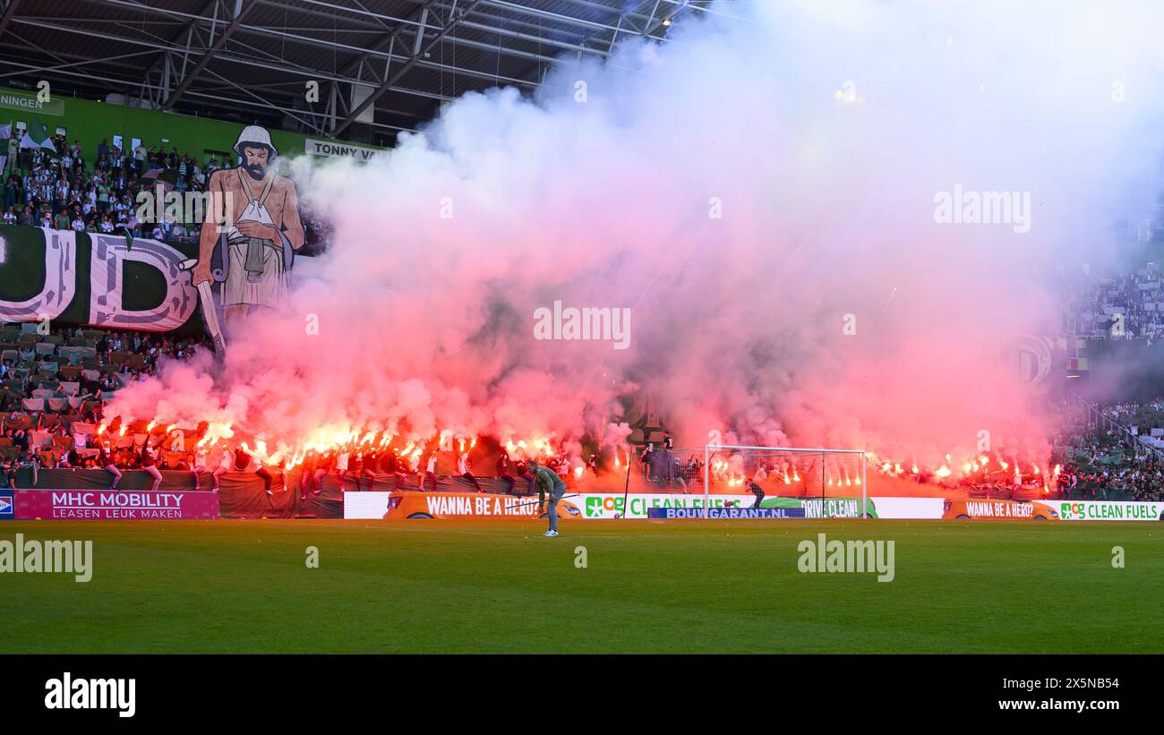GRONINGEN - Fans des FC Groningen beim Spiel der niederländischen ...