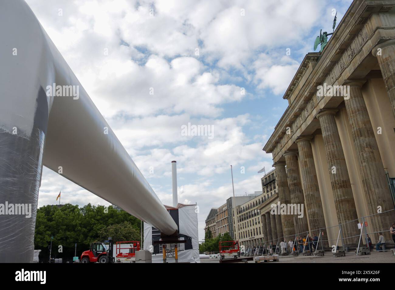 Berlin, Deutschland. Mai 2024. 11. Mai 2024. Berlin. Am Brandenburger ...